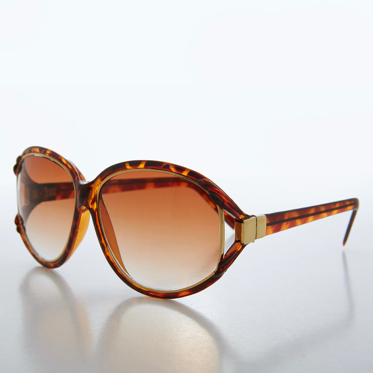 Round 80s Vintage Sunglasses - Susie – Sunglass Museum